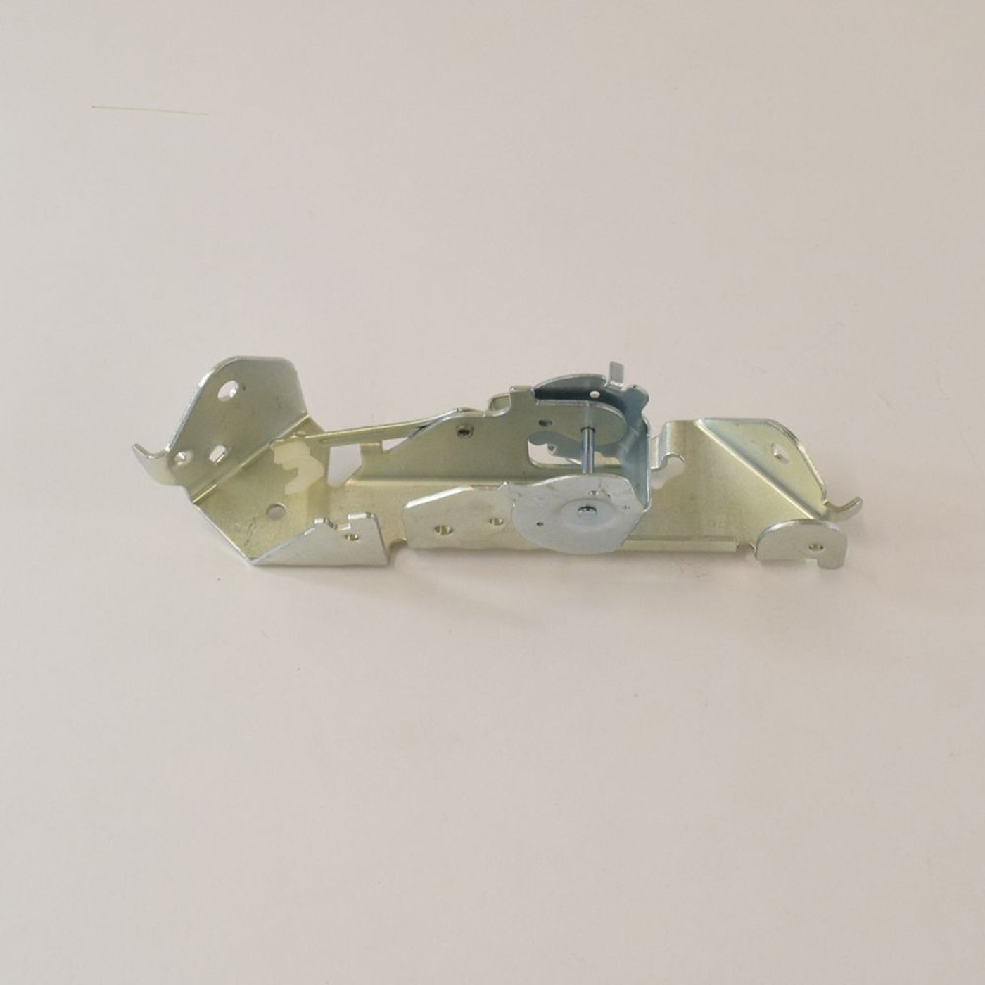 Lawn & Garden Equipment Engine Carburetor Control Bracket 592555 parts ...